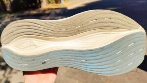 【Mizuno】NEO ZEN (ネオゼン) レビュー│ノヴァブラストのライバル？ – Unattached Runner