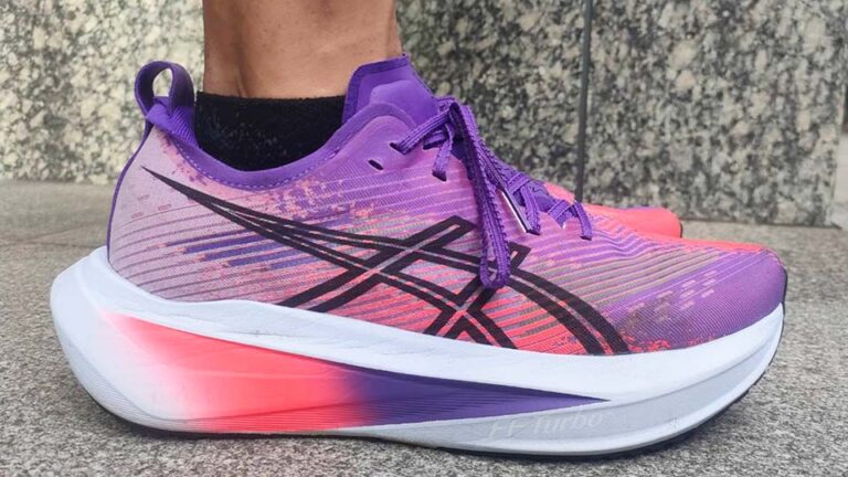 【Asics】メガブラスト レビュー│新素材のFF Turbo Squareは硬め？ – Unattached Runner